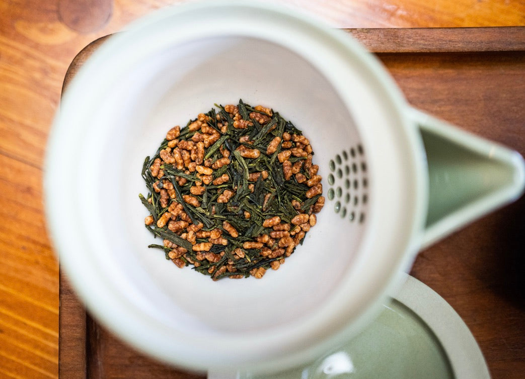 Why is There Toasted Rice in Green Tea? – Dobrá Tea